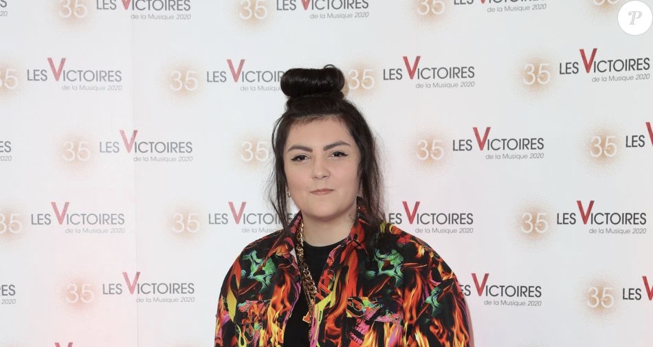 Hoshi dévoile un nouvel extrait de son deuxième album – Rédalyse